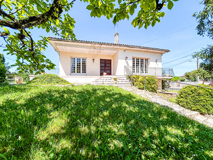 Maison 5 pièces à vendre à Saint-Magne-de-Castillon