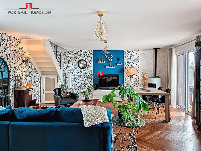 Maison à vendre - Saint-Louis-de-Montferrand - 4 pièces - 3 chambres