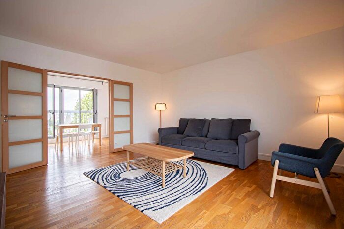 Appartement à louer - Auteuil Sud, Paris ème arrondissement - 3 pièces - 1 chambre