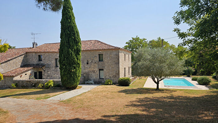 Maison à vendre - Agen - 11 pièces - 6 chambres