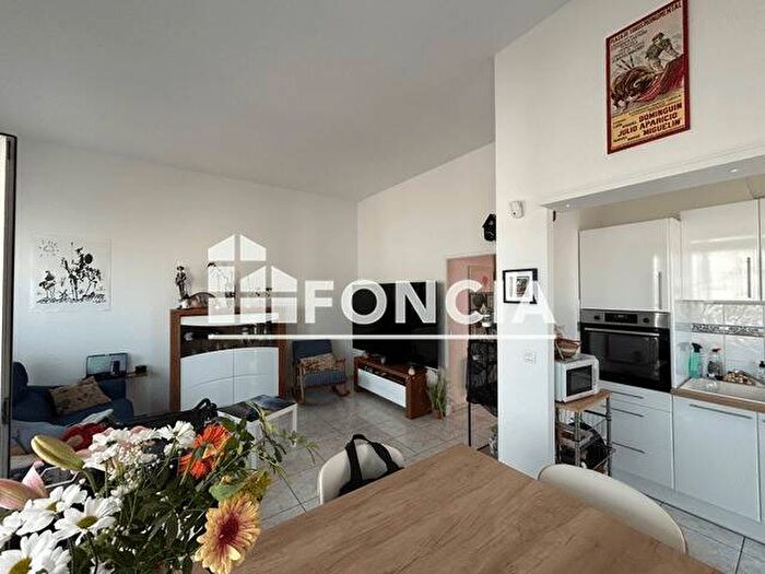 Appartement à louer - Saint Martin-Orles-Catalunya, Perpignan - 3 pièces - 2 chambres