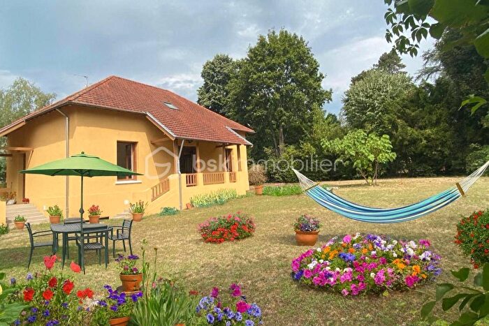 Maison à louer - Tassin le Bourg, Tassin-la-Demi-Lune - 8 pièces - 6 chambres