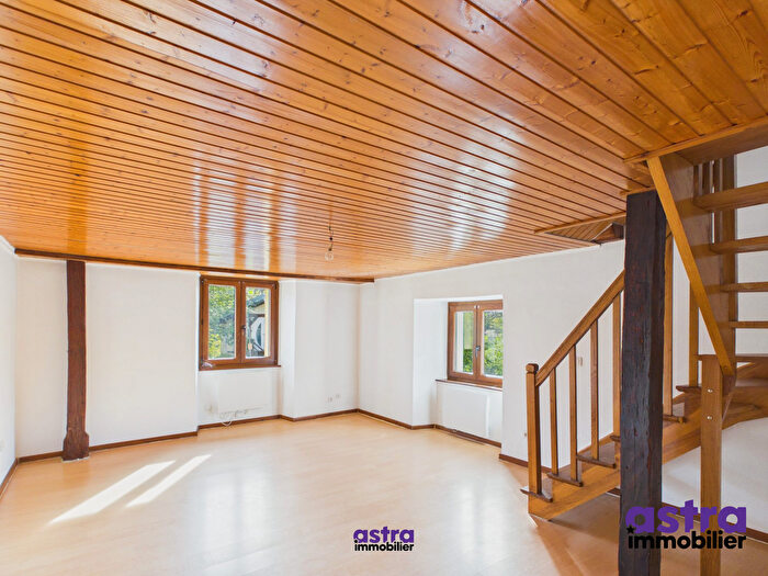 Lutter : Appartement 3 pièces à louer