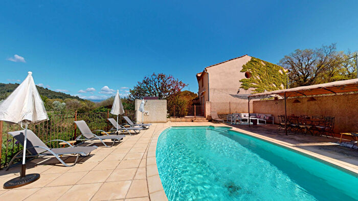 Gréoux-les-Bains - Maison 9 pièces à vendre