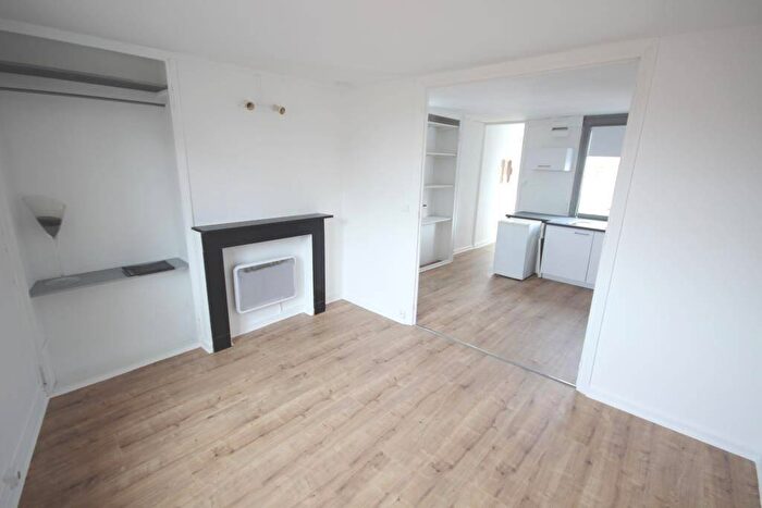 Appartement 1 pièce à Vieux Lille, à louer