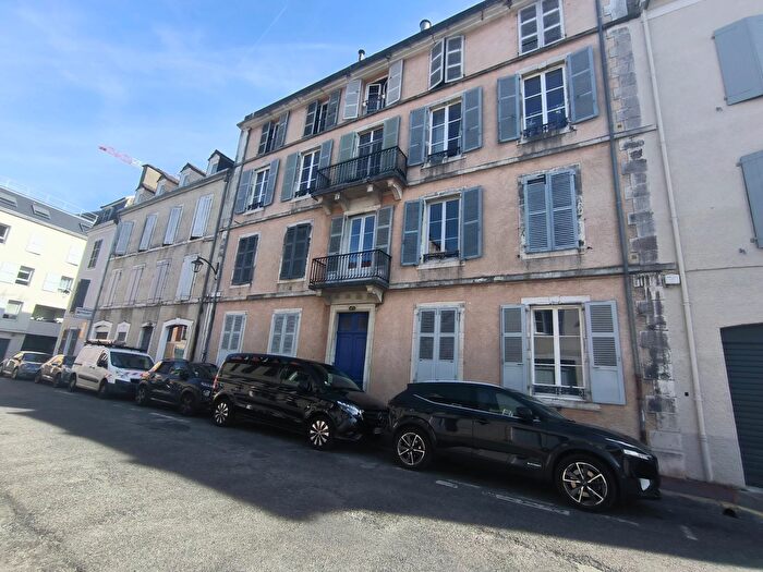 Appartement à vendre - Pau, Centre-ville - 2 pièces - 1 chambre