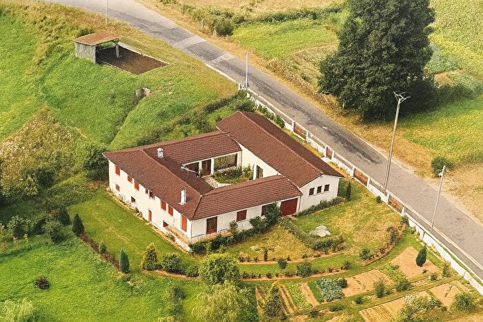 Maison à vendre - Champagnac-la-Rivière - 6 pièces - 4 chambres