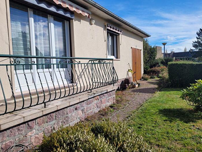 Maison à vendre - Lanvollon - 5 pièces - 3 chambres