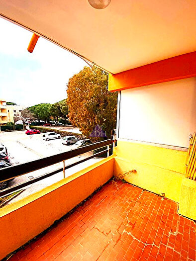 Appartement à louer - Bormes-les-Mimosas, La Favière, Le Gau, Cap-Bénet, Cabasson, Plages - 1 pièce