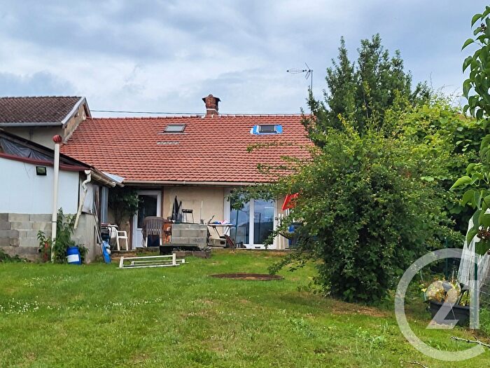 Saint-Étienne-du-Bois - Maison 4 pièces à vendre