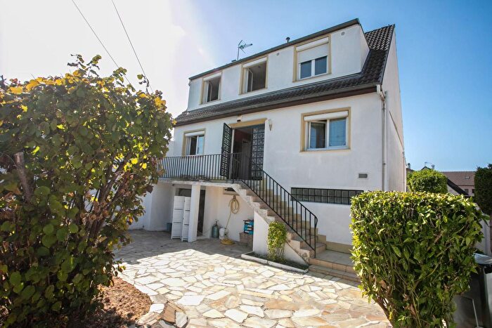 Maison 8 pièces à vendre à Champigny-sur-Marne, Le Plateau