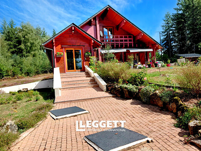 Maison à vendre - Saint-Priest-de-Gimel - 6 pièces - 4 chambres