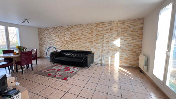 Maison à vendre - Neuilly-Plaisance, Rennouillères - 5 pièces - 4 chambres