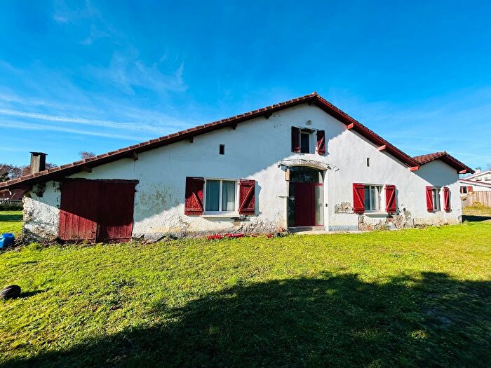 Maison à vendre - Heugas - 5 pièces - 1 chambre