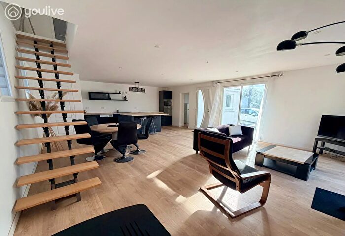 Maison à vendre - Les Sables-dOlonne - 4 pièces - 3 chambres