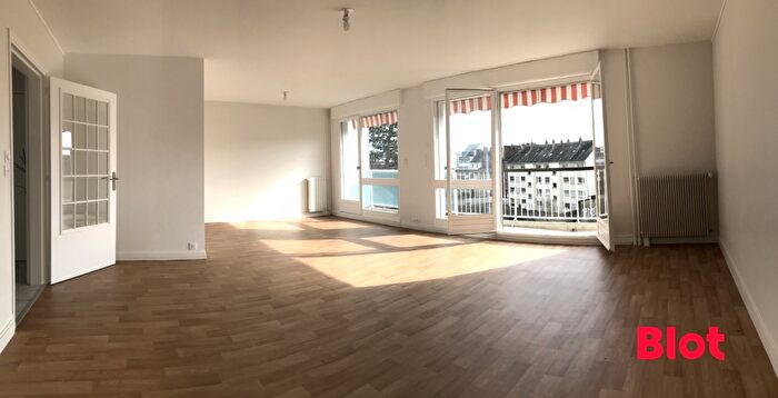Appartement à louer - Quartiers Centre, Thabor, Oberthür - 5 pièces - 3 chambres