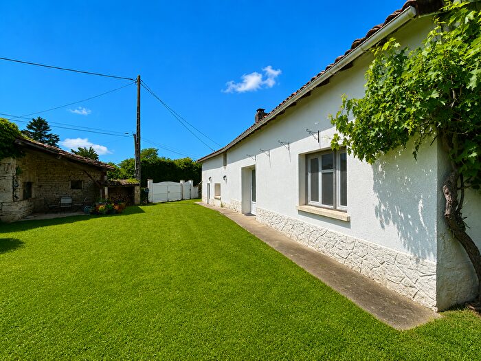 Limalonges - Maison 5 pièces à vendre