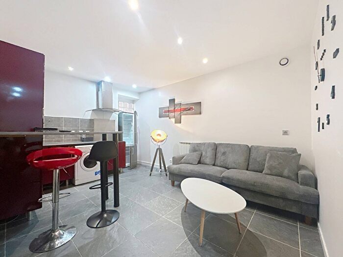 Appartement à louer - Nancy - 3 pièces - 2 chambres