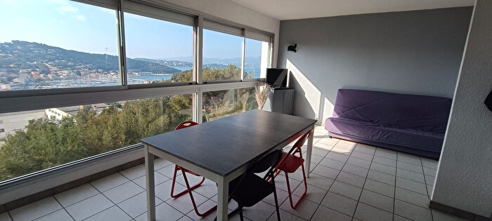 Appartement à vendre - Saint-Mandrier-sur-Mer - 2 pièces - 1 chambre