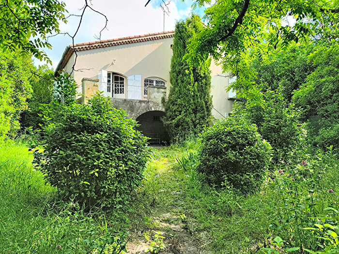 Maison à vendre - Villeneuve-lès-Avignon, Centre-ville, Stade - 7 pièces - 7 chambres