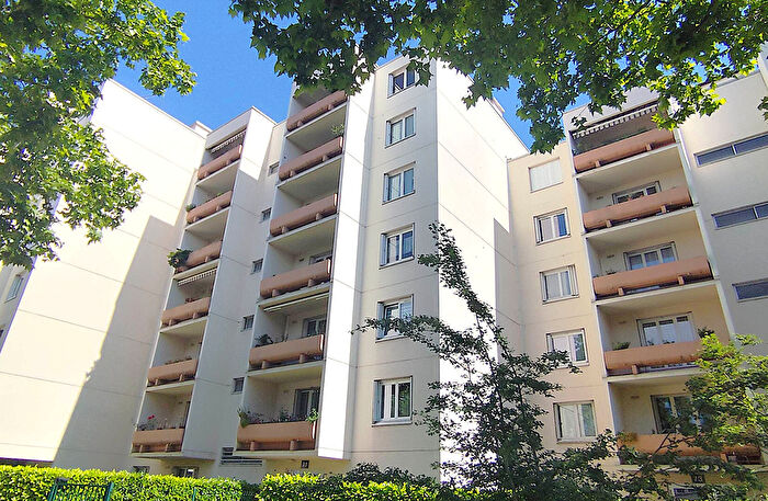 Appartement à vendre - Lyon e , Etats Unis - 4 pièces - 3 chambres