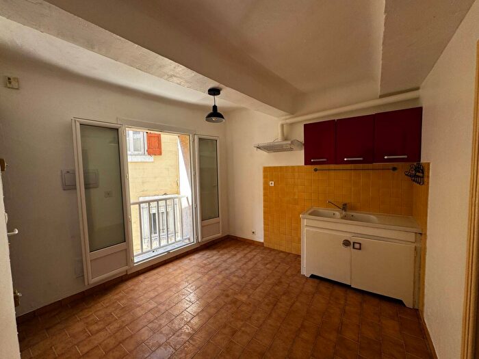 Appartement à louer - Manosque - 2 pièces - 1 chambre