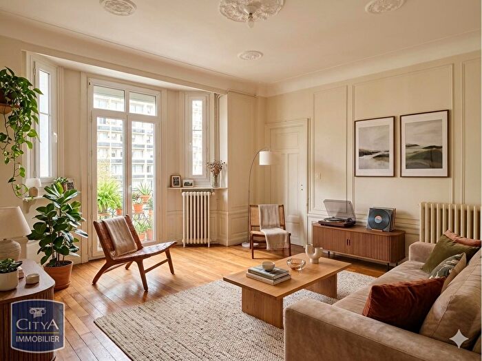 Appartement 3 pièces à Tours, Sanitas, Rotonde, à louer