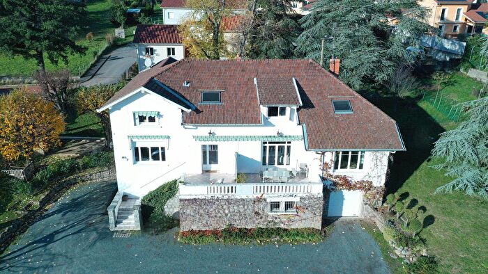 Maison à vendre - Les Olmes - 14 pièces - 8 chambres