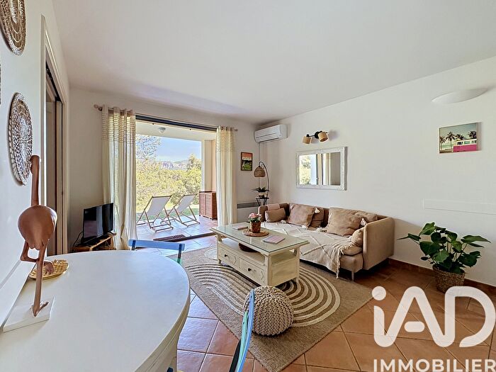 Saumane-de-Vaucluse : Appartement 2 pièces à vendre