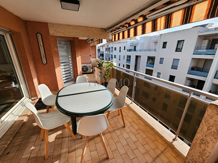 Appartement à vendre - Saint-Raphaël, Centre-ville - 3 pièces - 2 chambres