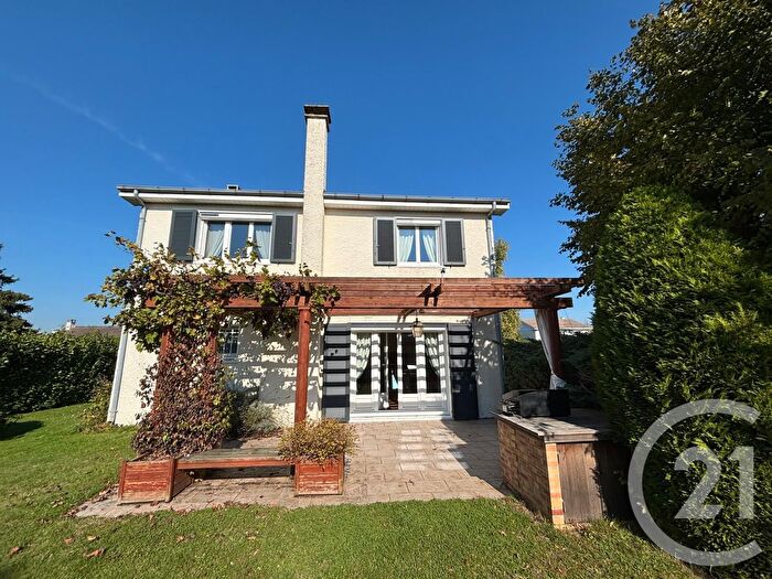 Maison à vendre - Claye-Souilly - 6 pièces - 4 chambres