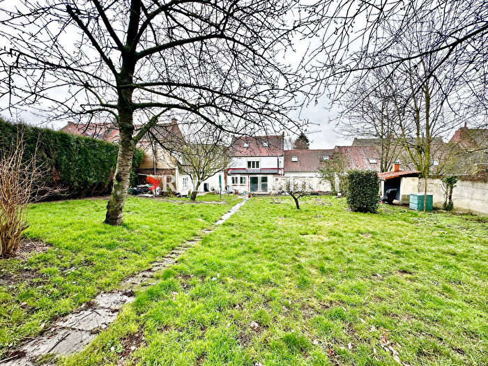 Maison à vendre - Bouvines - 5 pièces - 4 chambres