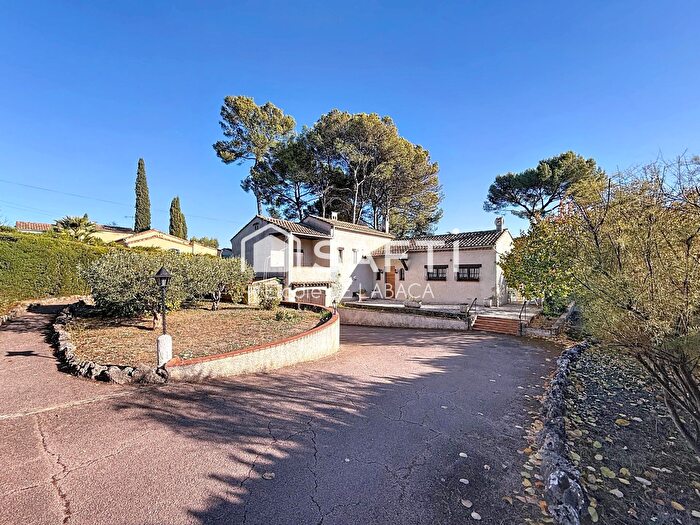 Maison à vendre - Mougins, Saint-Martin, Jylloue - 4 pièces - 3 chambres