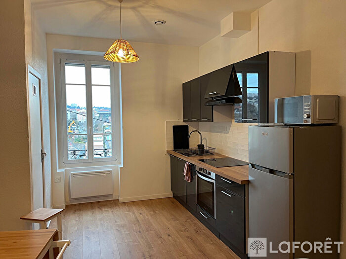 Appartement à louer - Oullins, Saulaie, Clavière - 2 pièces - 1 chambre
