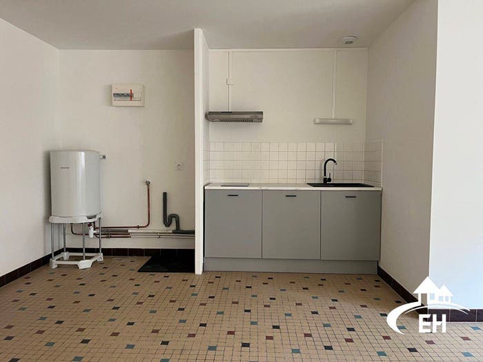 Appartement 1 pièce à Centre Ville, L'Aigle, à louer