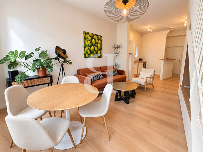 Appartement 3 pièces à L'Isle-sur-la-Sorgue, Centre-ville, à vendre