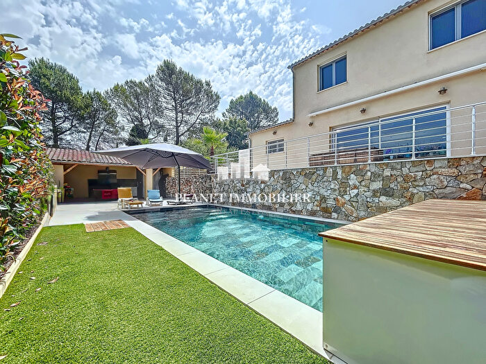 Maison à vendre - Peymeinade - 5 pièces - 4 chambres