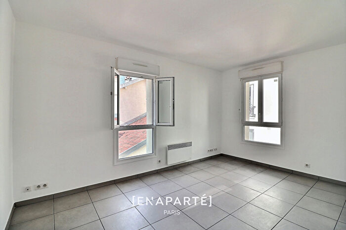Appartement à vendre - Courbevoie, Gambetta, La Défense - 3 pièces - 2 chambres