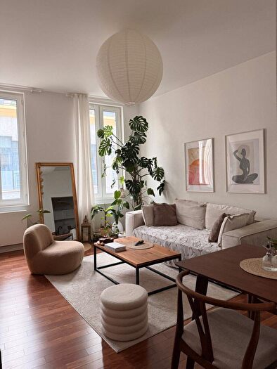 Appartement à louer - Bourges - 2 pièces - 1 chambre