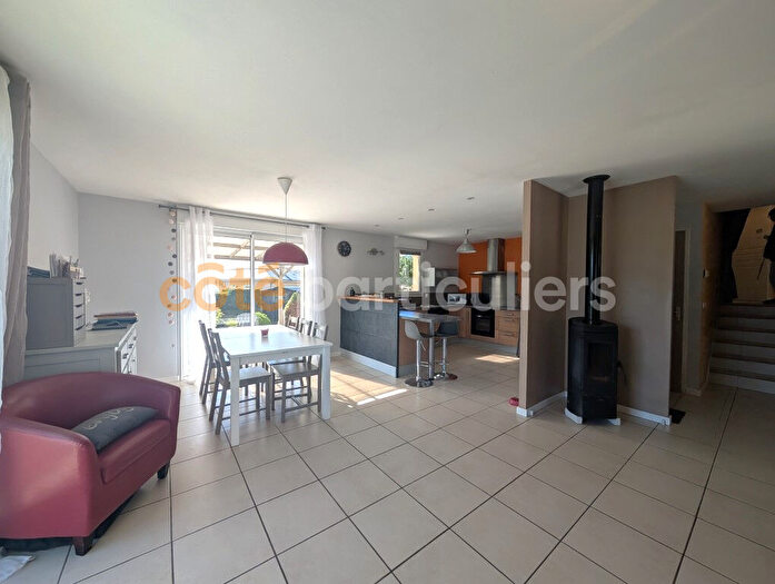 Maison à vendre - Manhac - 4 pièces - 3 chambres