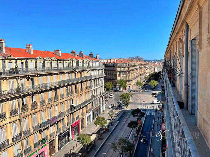 Appartement à vendre - Marseille e , Grands Carmes - 3 pièces - 2 chambres