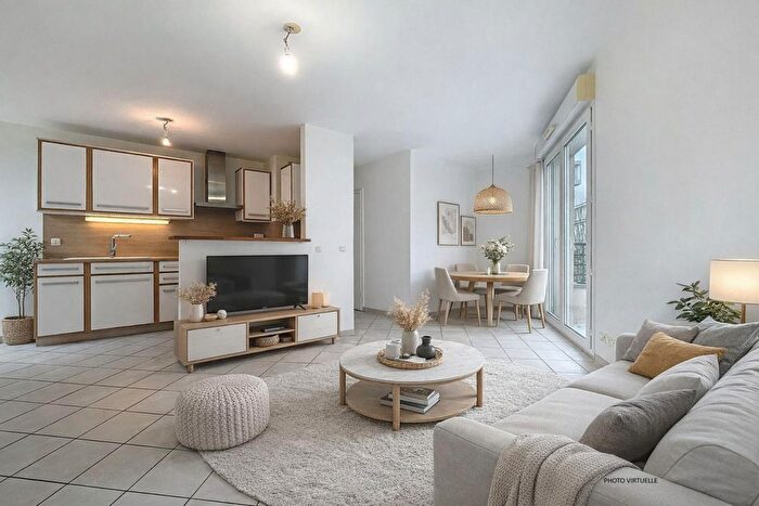 Appartement à vendre - Corbeil-Essonnes, Centre-ville - 2 pièces - 1 chambre