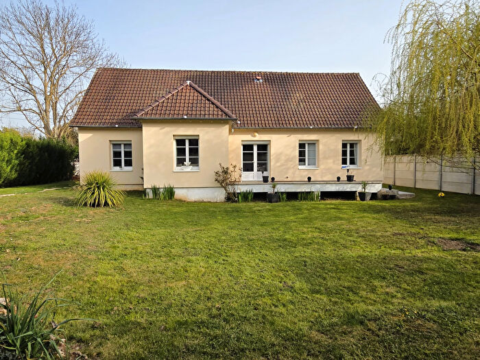 Maison à vendre - Nonancourt - 6 pièces - 5 chambres