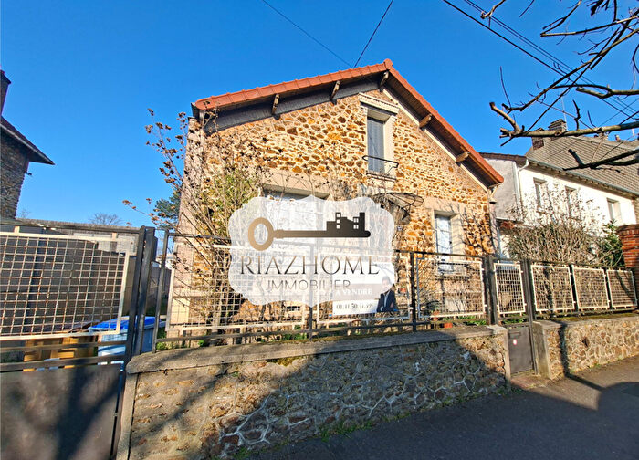 Maison à vendre - Le Bourget, Square Charles de Gaulle - 7 pièces - 5 chambres