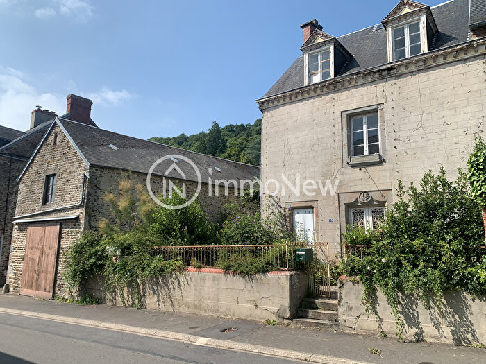 Maison à vendre - Saint-Jean-le-Thomas - 8 pièces - 6 chambres