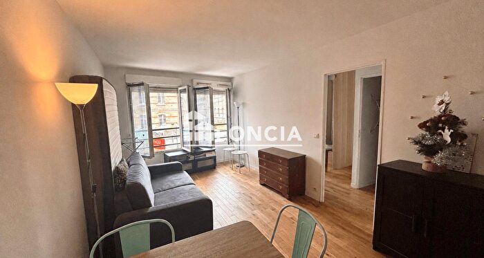 Appartement 2 pièces à Paris 20ème, Gambetta, à vendre