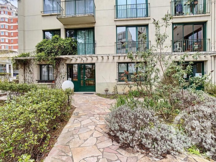 Appartement à louer - Saint-Cloud, Centre-ville - 2 pièces - 1 chambre