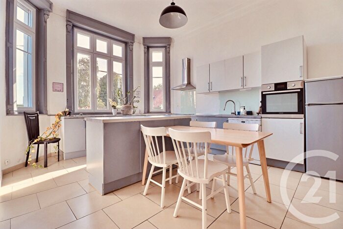 Maisons à vendre et appartements à louer - 2