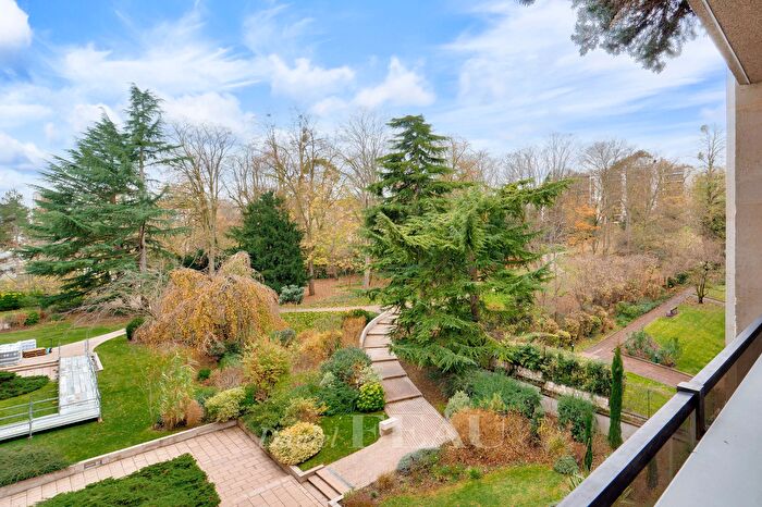 Appartement à vendre - Saint-Cloud, Fouilleuse, Val dOr - 5 pièces - 3 chambres