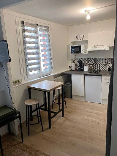 Appartement à louer - Coteaux Ouest-Pasteur, Rouen - 1 pièce